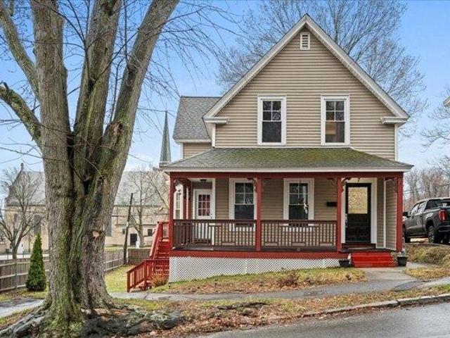 4 bedroom, Worcester MA 01605 102799440