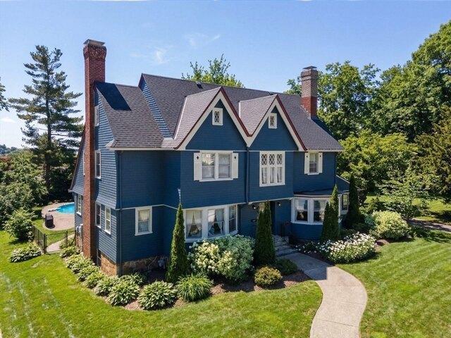 4 bedroom, Worcester MA 01605 102922192