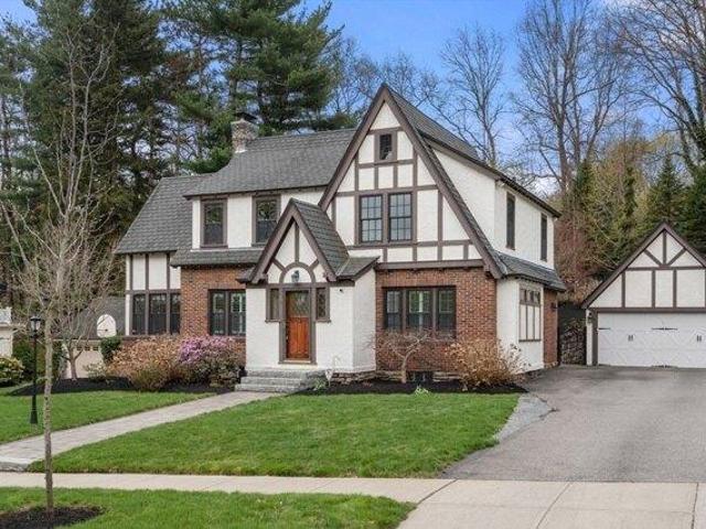 4 bedroom, Worcester MA 01609 LS102635039