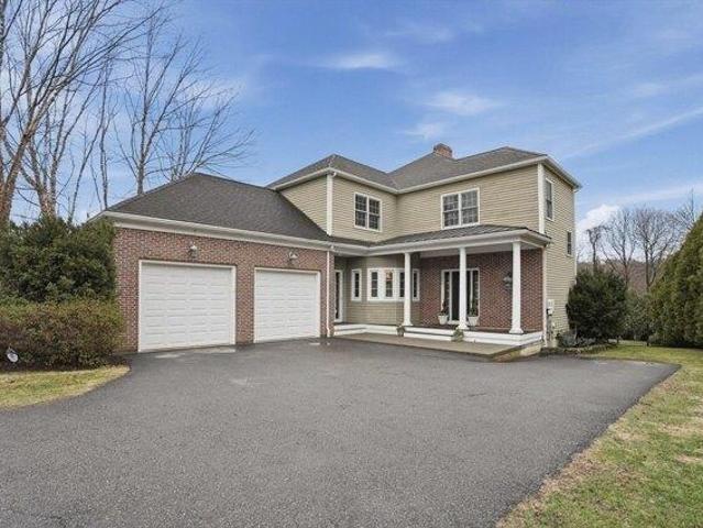 4 bedroom, Worcester MA 01609 103072067