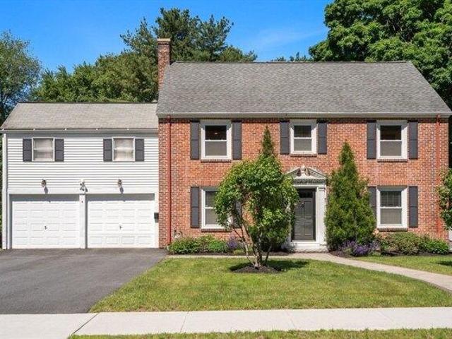 4 bedroom, Worcester MA 01609 103444672