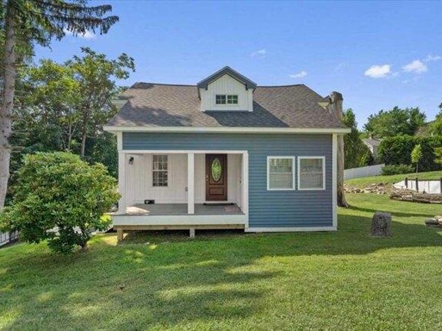 4 bedroom, Worcester MA 01602 104233386