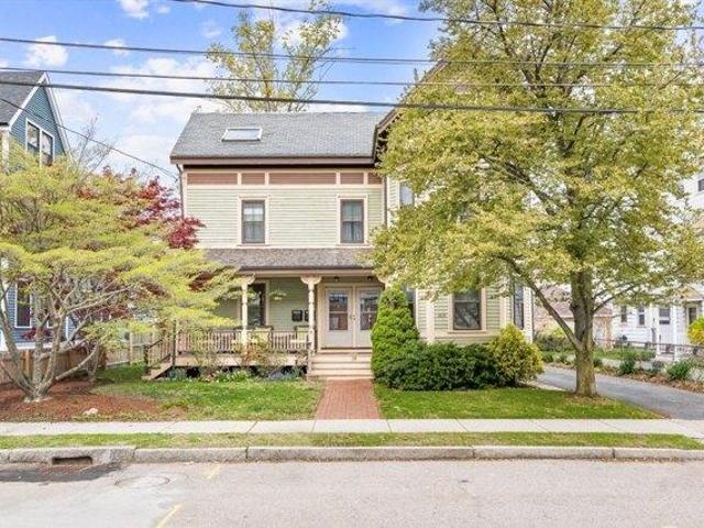 4 bedroom, Watertown MA 02472 LS103036953