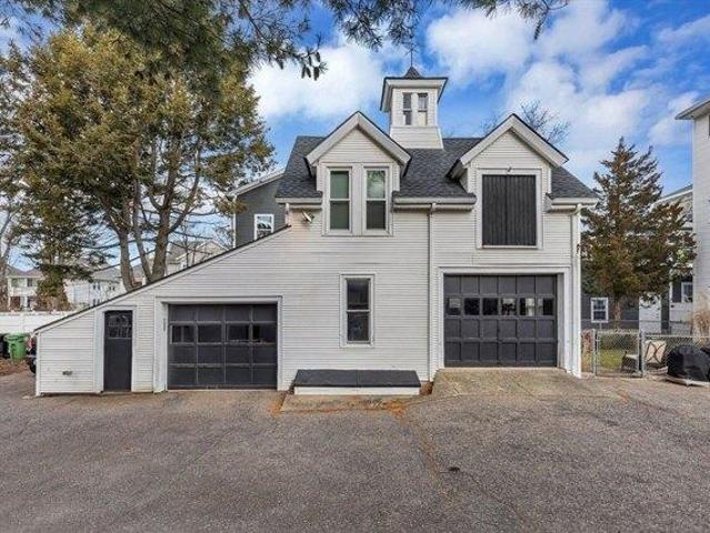 4 bedroom, Watertown MA 02472 101464382