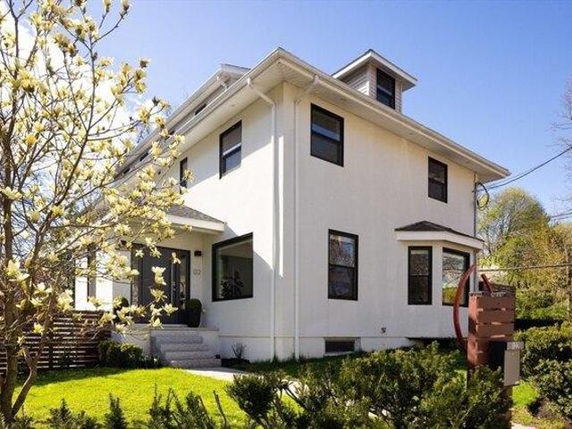 4 bedroom, Watertown MA 02472 102318667