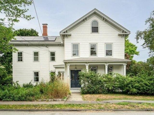 4 bedroom, Watertown MA 02472 104689030