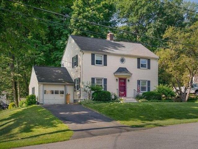 4 bedroom, Waterville ME 04901 104850734