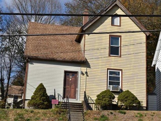 4 bedroom, Waterbury CT 06704 101896699