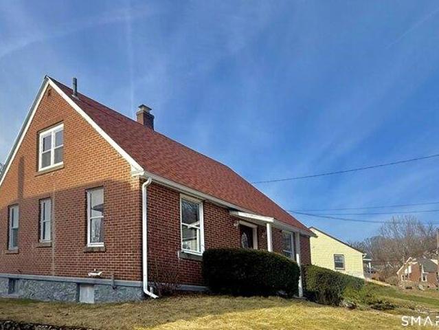 4 bedroom, Waterbury CT 06704 102217202