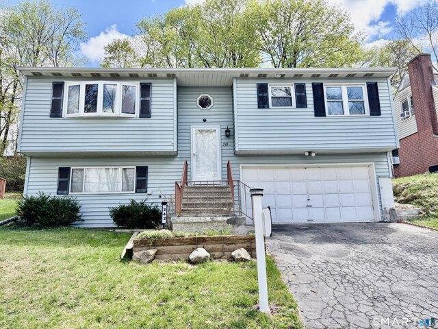 4 bedroom, Waterbury CT 06705 LS101603978