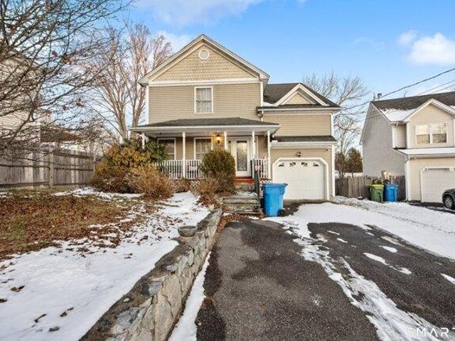 4 bedroom, Waterbury CT 06705 LS102776369
