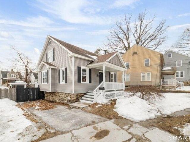4 bedroom, Waterbury CT 06705 102215394