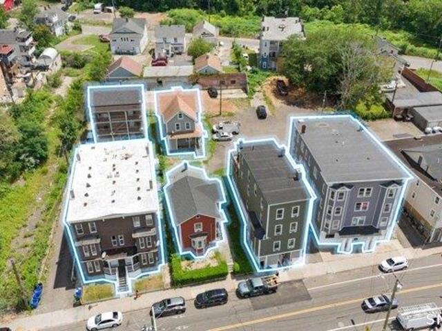 4 bedroom, Waterbury CT 06706 105191081