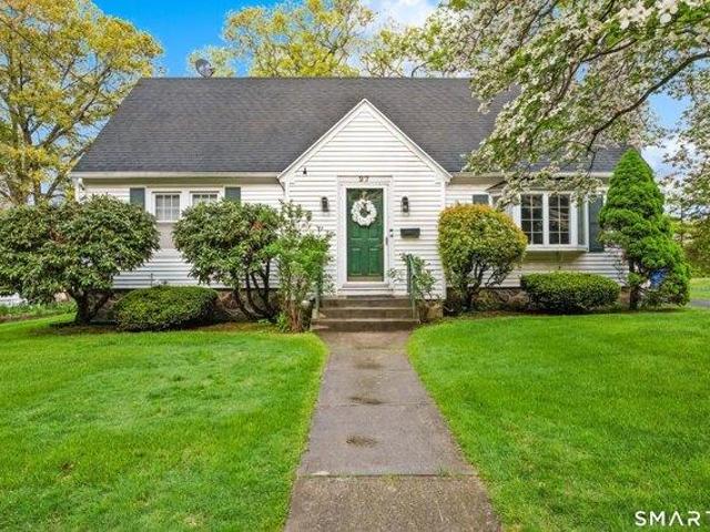 4 bedroom, Waterbury CT 06708 102824070