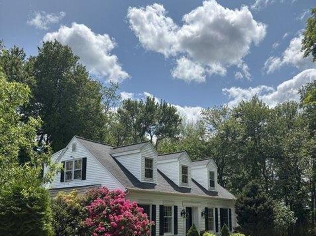 4 bedroom, Waterbury CT 06708 104605427