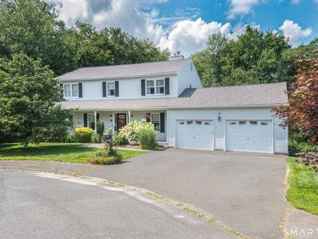 4 bedroom, Waterbury CT 06708 105114030