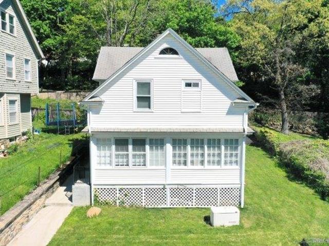 4 bedroom, Waterbury CT 06710 89809169