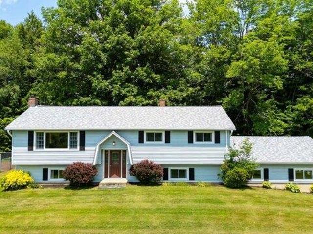 4 bedroom, Waterbury VT 05676 104008395