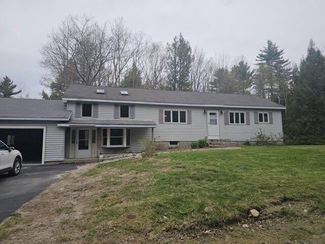 4 bedroom, Waterford ME 04088 102586069