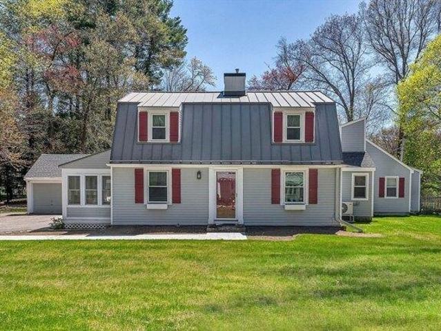 4 bedroom, Wayland MA 01778 102670840