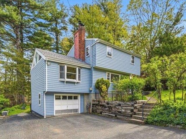 4 bedroom, Wayland MA 01778 102371877