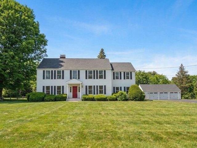 4 bedroom, Wayland MA 01778 103100585