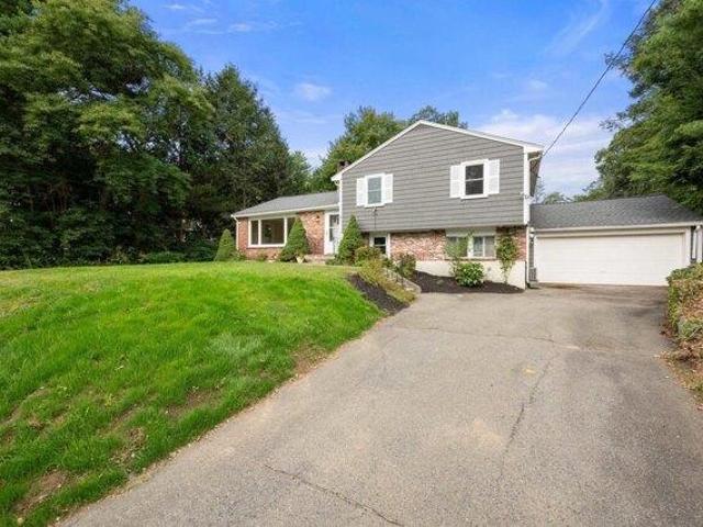 4 bedroom, Wayland MA 01778 105383271