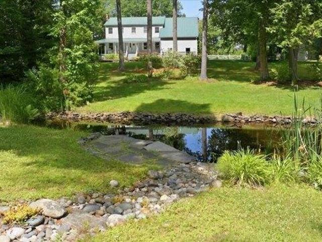 4 bedroom, Wayne ME 04284 104233601