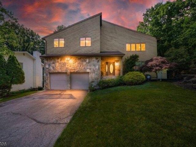 4 bedroom, Wayne NJ 07470 104374260
