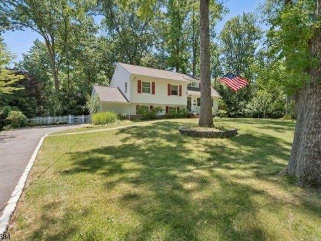 4 bedroom, Wayne NJ 07470 104374860