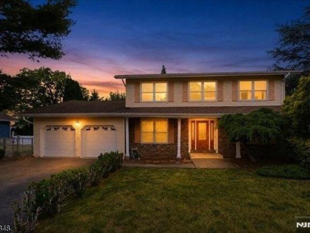 4 bedroom, Wayne NJ 07470 104540492