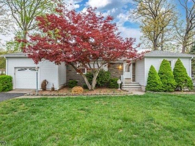4 bedroom, Wayne NJ 07470 104835989