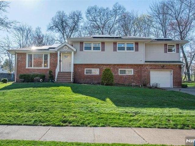 4 bedroom, Wayne NJ 07470 LS102026787