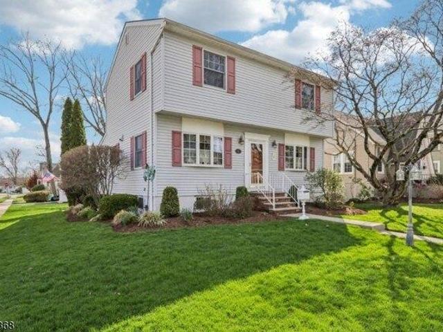 4 bedroom, Waldwick NJ 07463 LS101998006