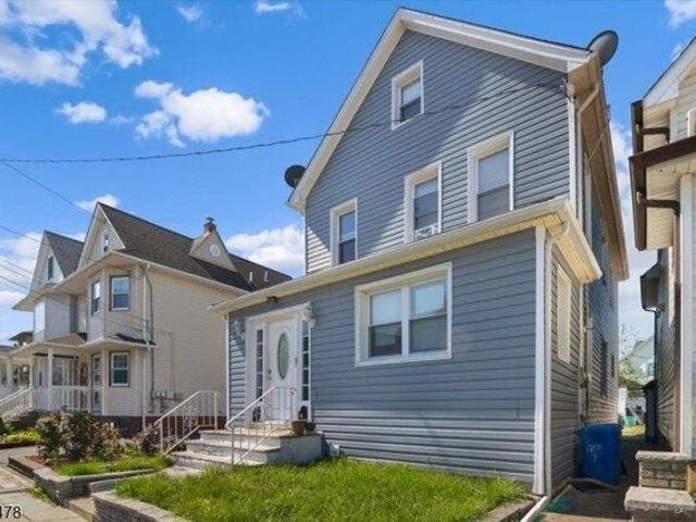 4 bedroom, Wallington NJ 07057 LS102531093