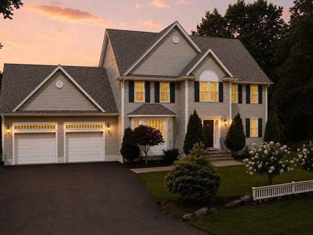 4 bedroom, Walpole MA 02071 102585713