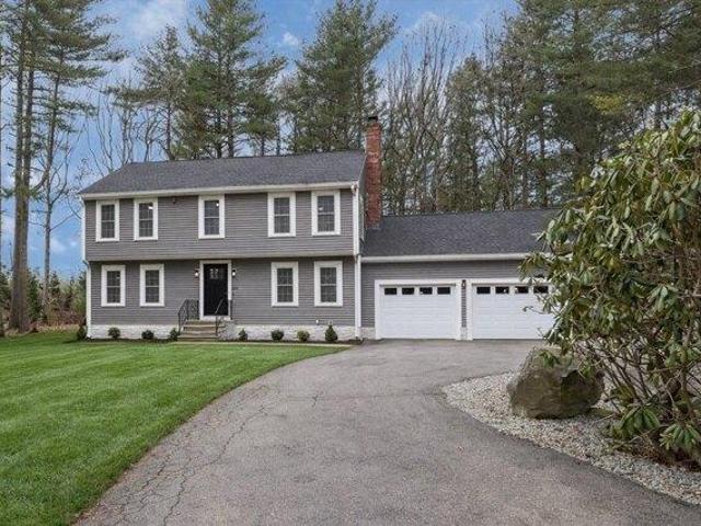 4 bedroom, Walpole MA 02071 102217384