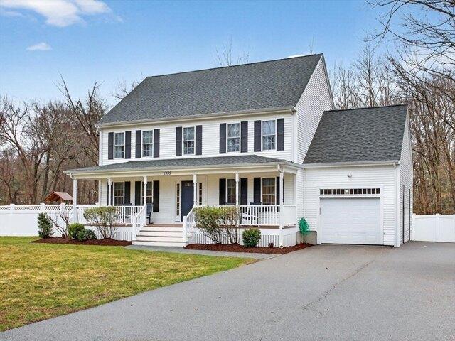 4 bedroom, Walpole MA 02071 102316792