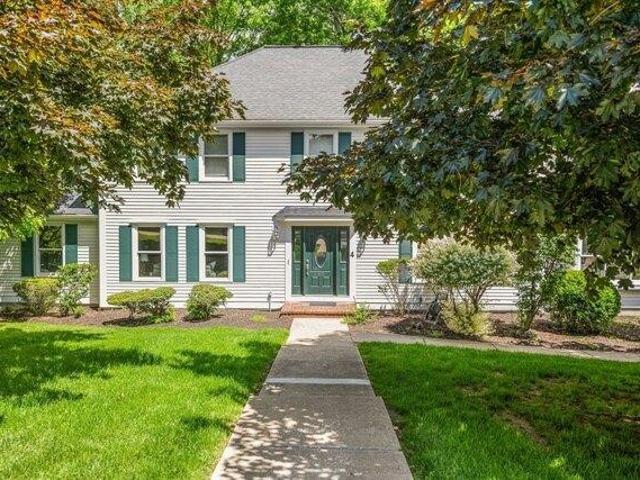 4 bedroom, Walpole MA 02081 102961969