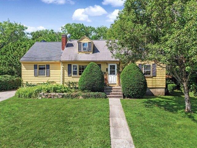 4 bedroom, Walpole MA 02081 104261489