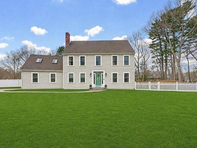 4 bedroom, Walpole MA 02081 LS102779503