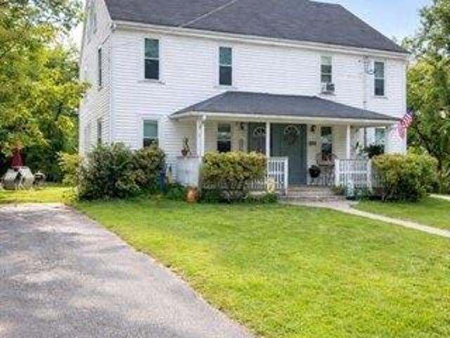 4 bedroom, Walpole MA 02081 LS103127809