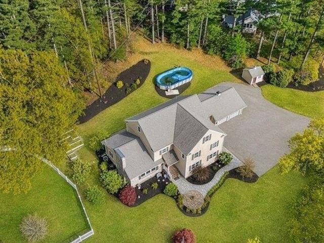 4 bedroom, Walpole MA 02032 102584831