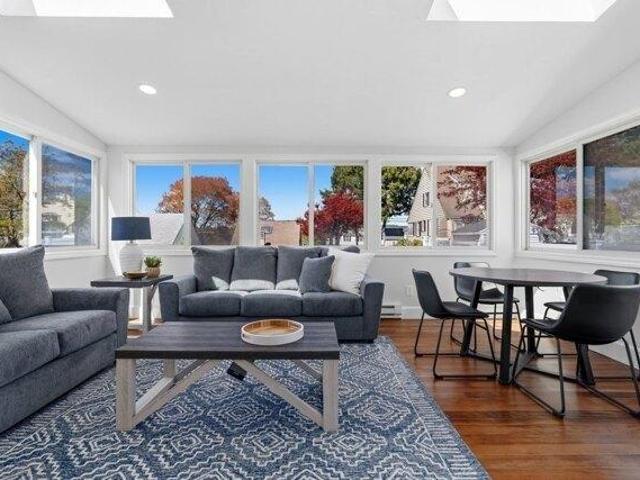 4 bedroom, Waltham MA 02452 102347042