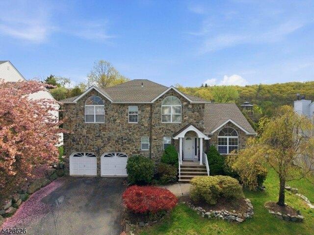 4 bedroom, Wanaque NJ 07465 LS102316496