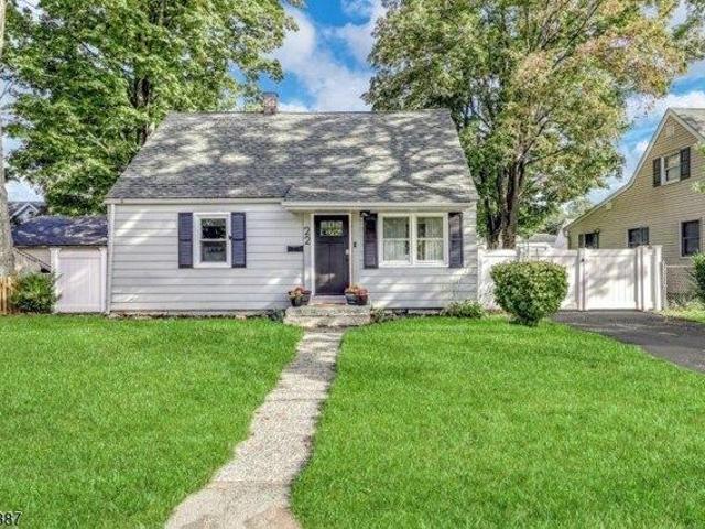 4 bedroom, Wanaque NJ 07420 LS102256497