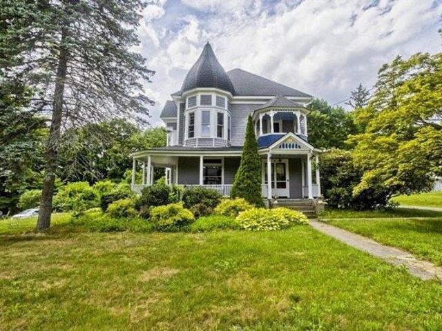 4 bedroom, Ware MA 01082 105041514