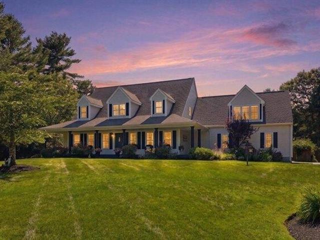 4 bedroom, Wareham MA 02576 104569469