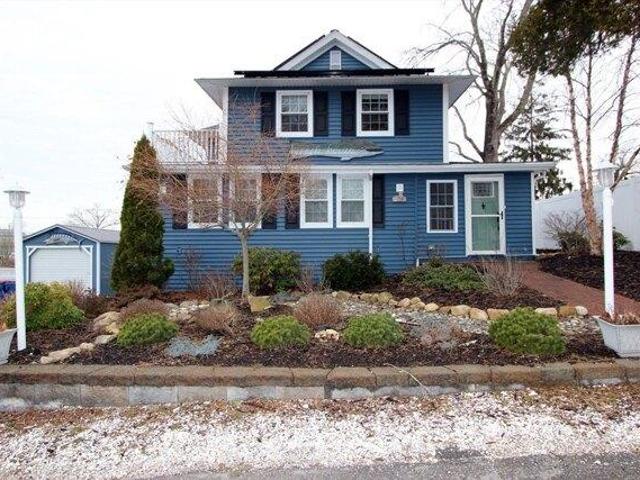 4 bedroom, Wareham MA 02532 LS102800504