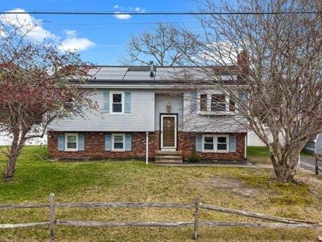 4 bedroom, Wareham MA 02538 102799237